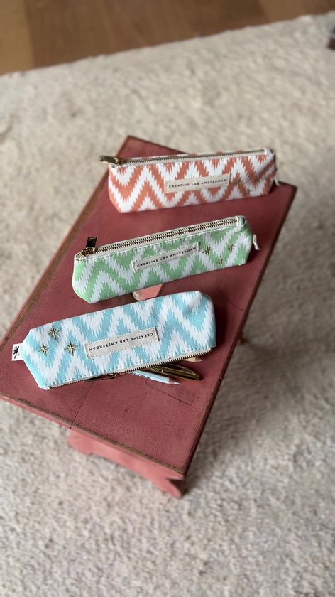 Creative Lab Amsterdam stationery - Etui driehoek - Ikat design - groen | bol.com