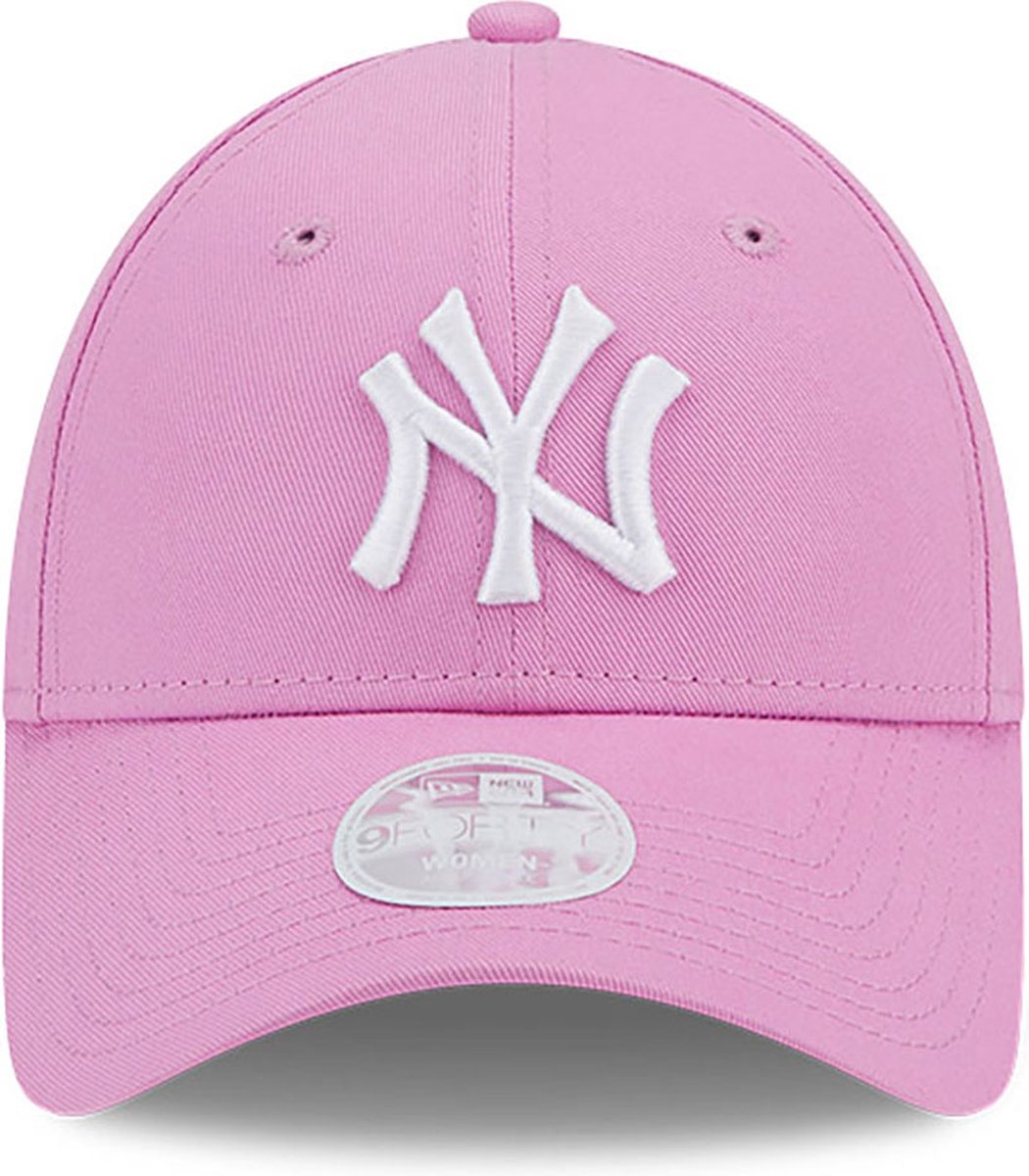 New York Yankees League Essential Womens Pink 9FORTY Adjustable Cap ...