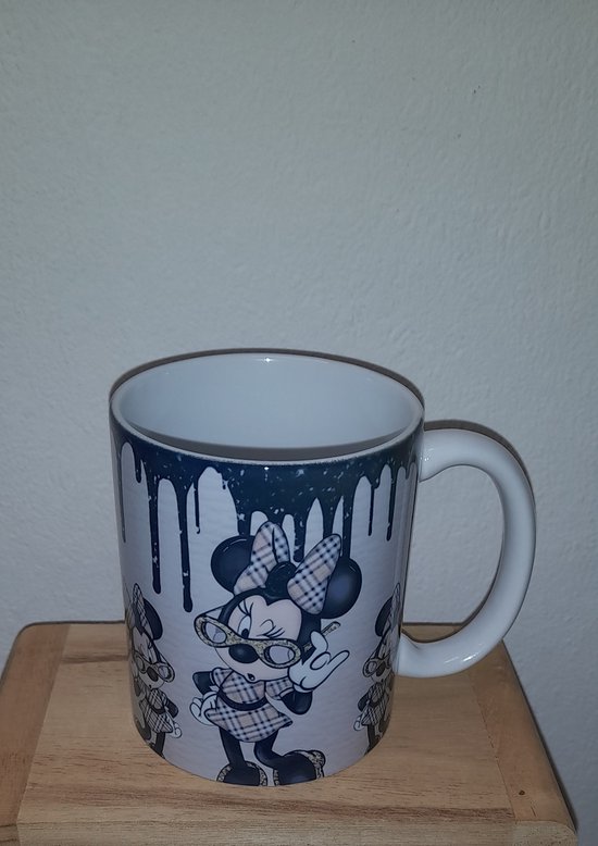 Bedrukte mok minnie met zwarte drup | bol