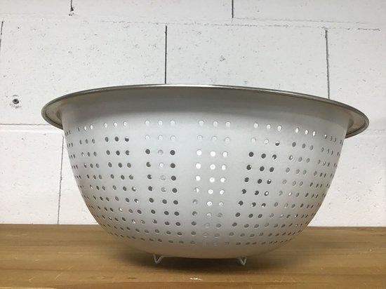 Vergiet RVS 28 cm in de kleur Ice White | bol