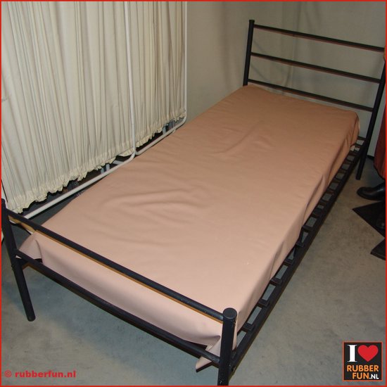 Rubber laken - bedzeil - natuurrubber - baby roze - 120 x 100 cm | bol