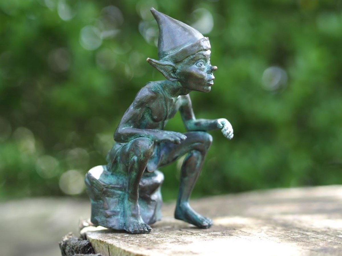 pixie bronzen beeld elf goblin brons zittende pixie | bol.com