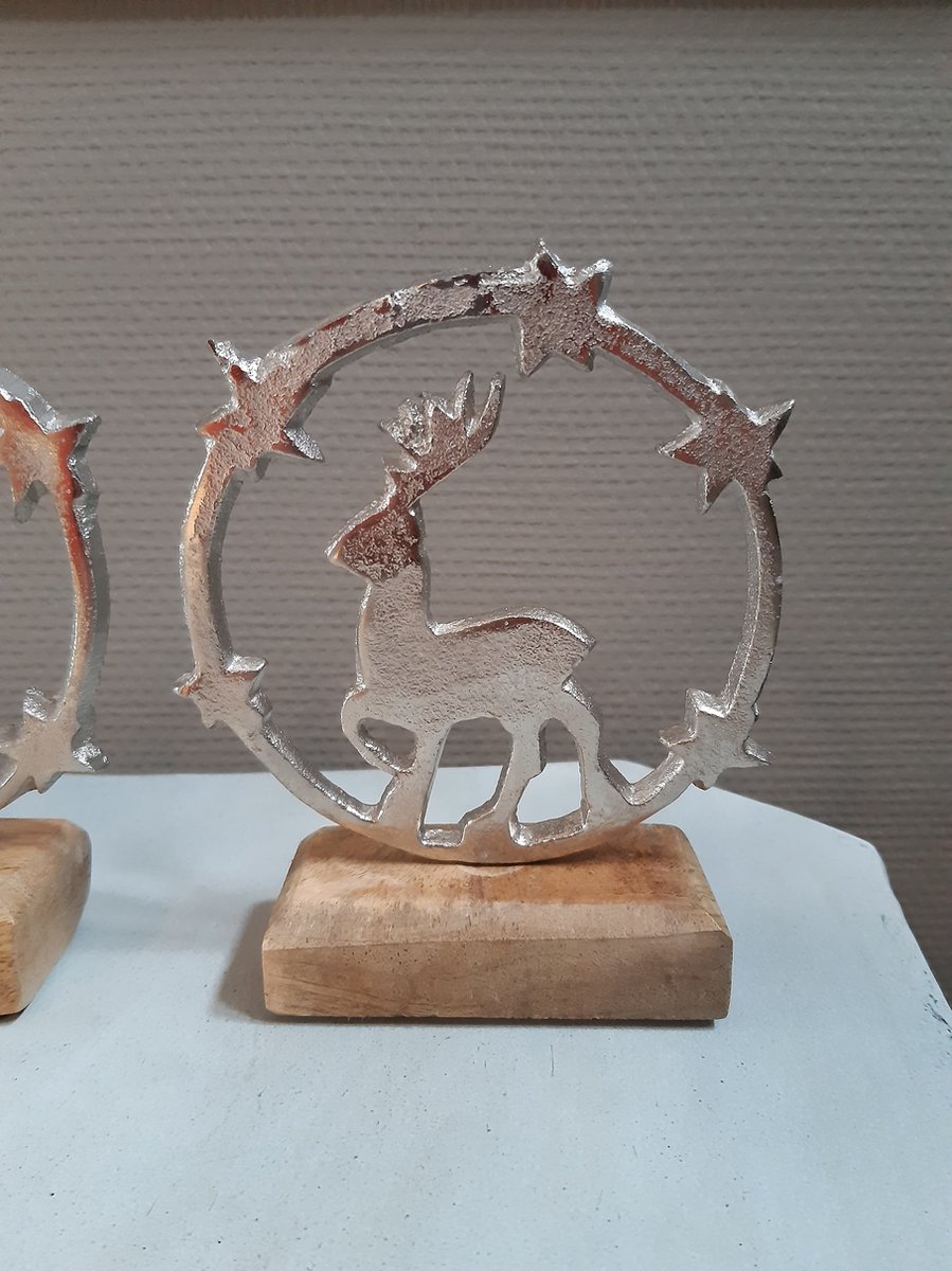 Set van 2 metalen kerstornamenten op houten staander | bol.com