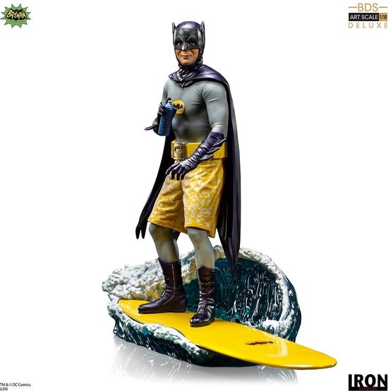 DC Comics: Batman 1966 - Batman 1:10 Scale Statue | bol.com