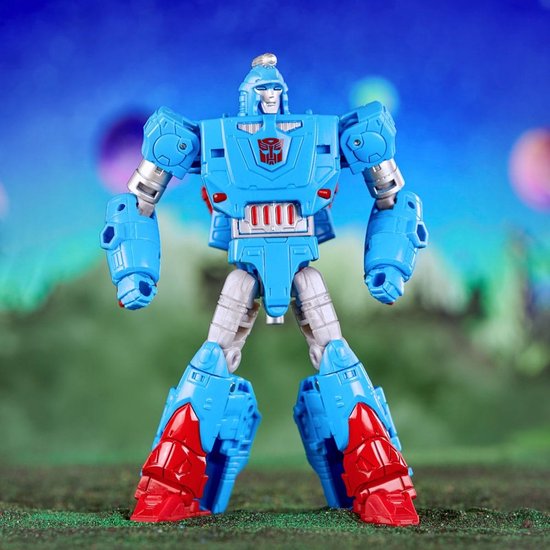Transformers Generations Legacy Evolution Deluxe Class Action Figure ...