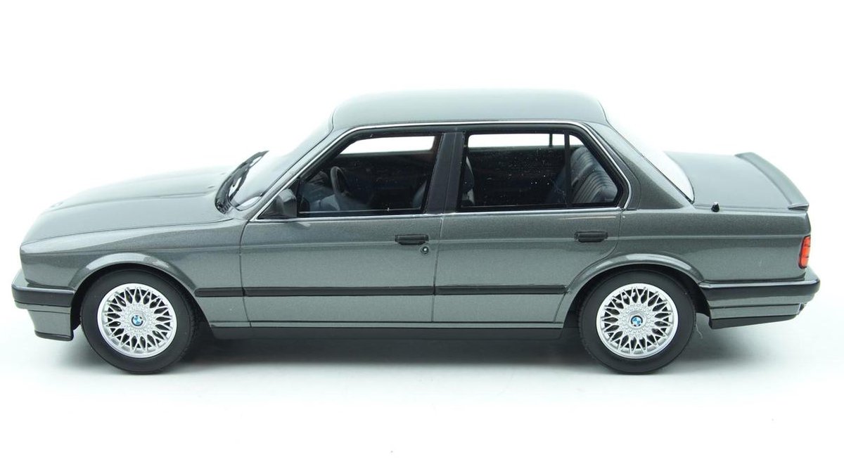 Otto Mobile BMW 325i E30 MK1 1988 Dolphin Grijs 1:18 | bol.com