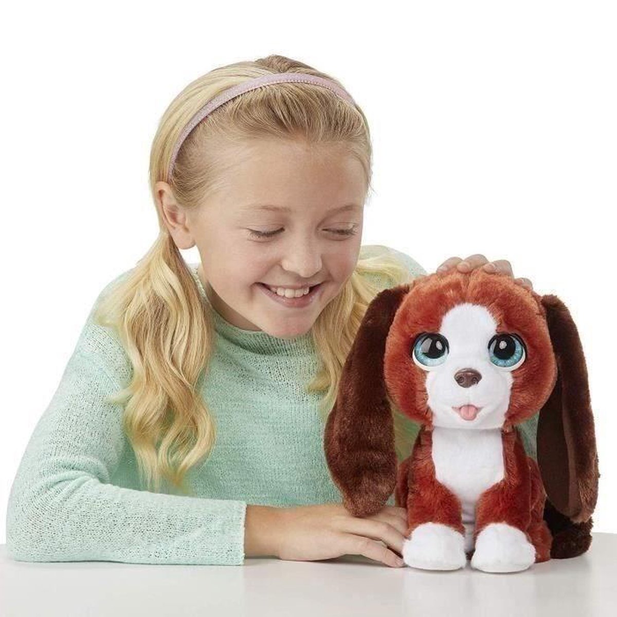 FurReal Howie De Jankende Beagle - Interactieve Knuffel | bol.com