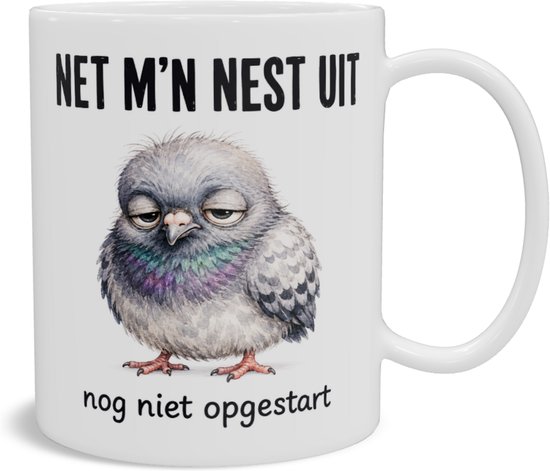 Leuke Mok met Slaperige Baby Duif - Quote Net M'n Nest Uit Nog Niet ...