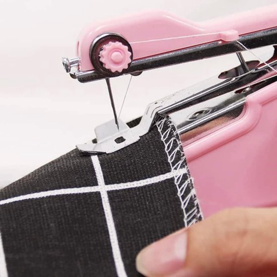 Handnaaimachine - Mini naaimachine - Hand naaimachine - Must have om te ...