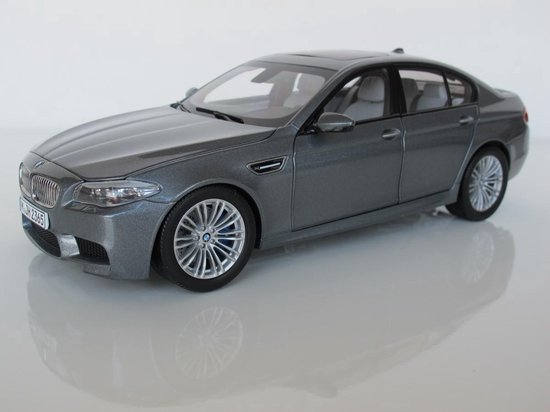 Paragon 1:18 BMW M5 F10, Space Grey | bol