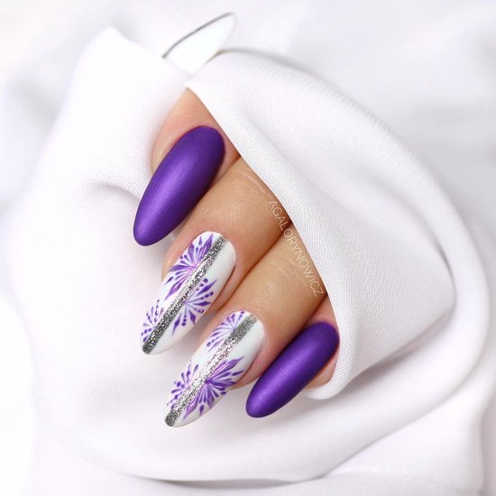 146 UV Hybrid Semilac Purple King 7 ml. | bol