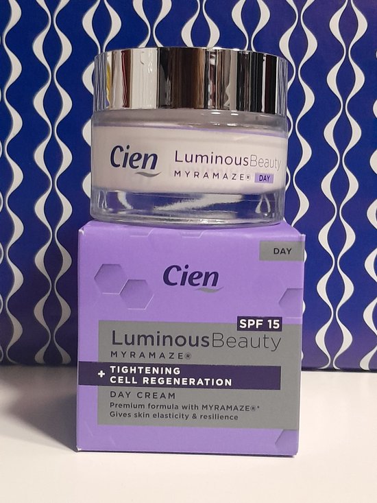Cien Luminous beauty dagcrème SPF 15 + premium formule met MYRAMAZE 50 ml. | bol