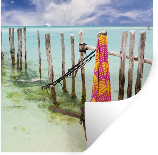 Sticker muralIsla Mujeres - Poteaux en bois dans la mer des Caraïbes ...