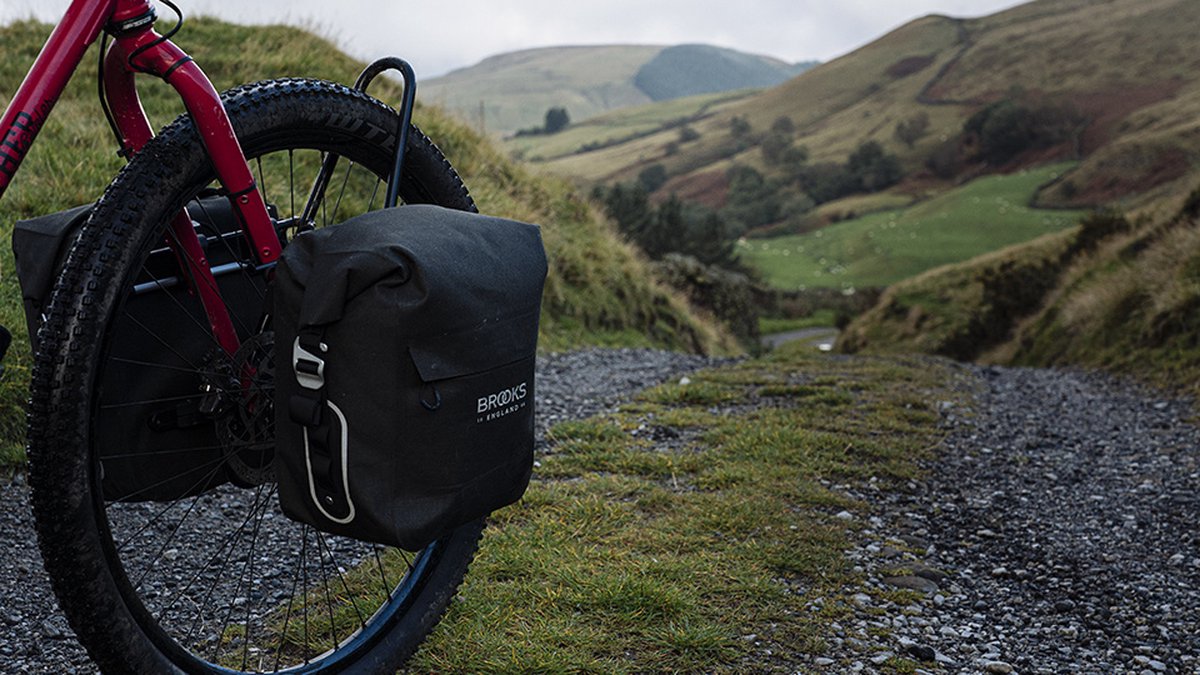 Brooks tas Scape S Black | bol.com