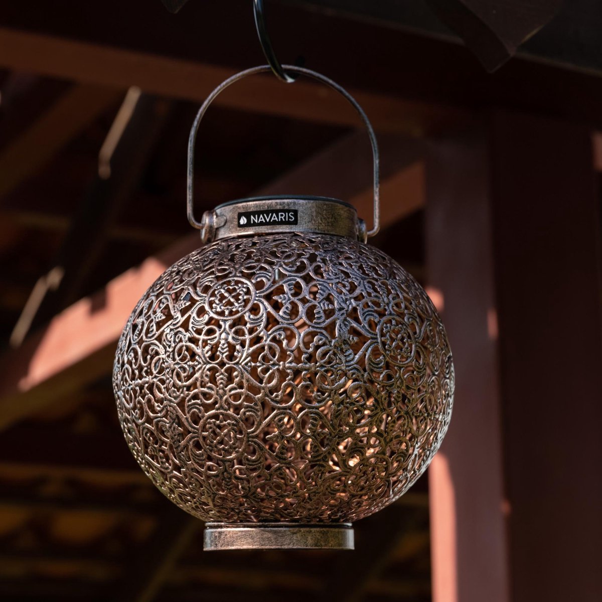 Navaris tuinverlichting - LED solar lamp - Buitenverlichting met sensor ...