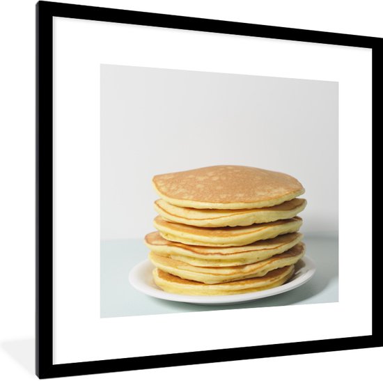 Fotolijst incl. Poster - Een toren van pannenkoeken op een zeer bordje ...