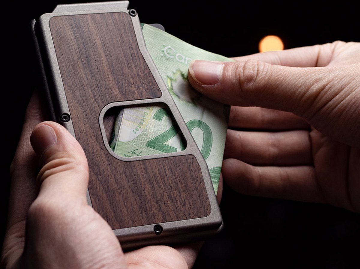 Fantom Wallet - R accessoires - cash holder - wallnut | bol.com