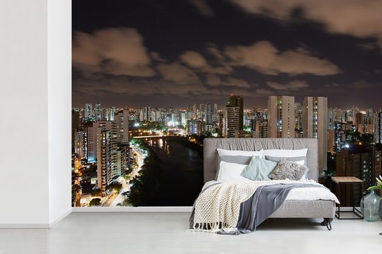 Behang - Fotobehang Nachtelijke skyline van Recife aan de Beberibe in ...