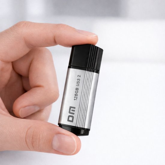 DM USB Stick 128GB - USB 3.2 - 110MB/s - Aluminium | bol