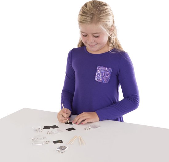 Melissa & Doug - Key Chain Scratch Art Party Pack | bol.com