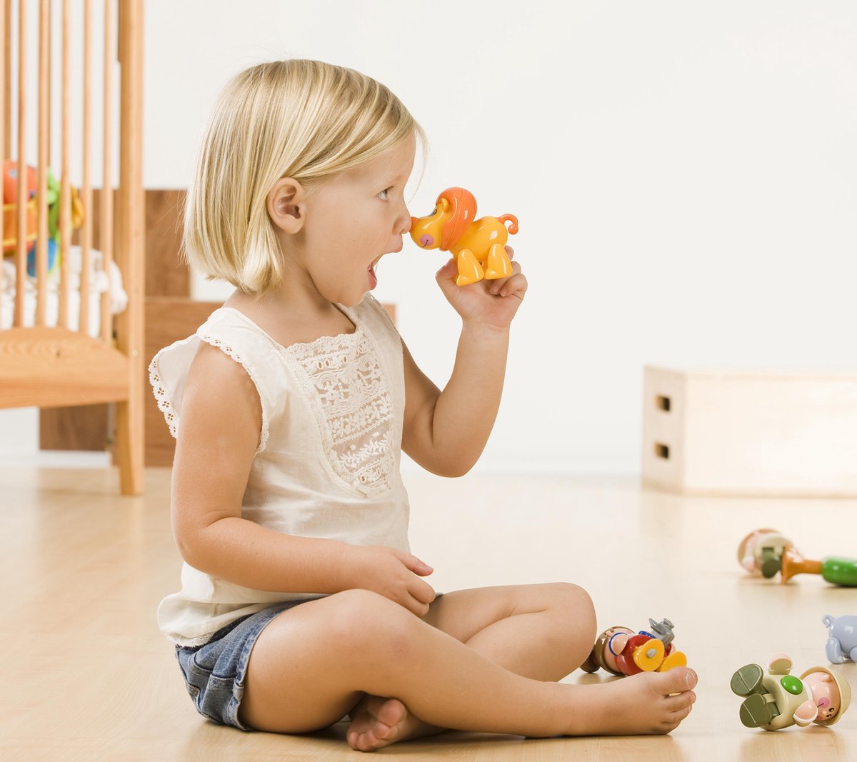 Tolo First Friends Speelgoeddier - Leeuw | bol.com