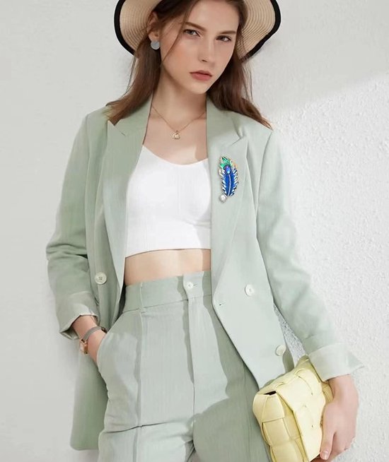 Elegante Pauw Veer Broche Pins Teardrop Crystal CZ Parel Badge Corsages ...