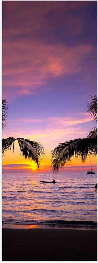 Poster (Mat) - Silhouet van Palmbomen Hangend boven het Strand op ...