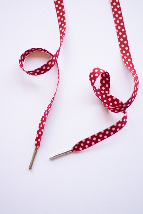 Schoenveters plat 120cm - rood met witte polkadots - zilveren ...