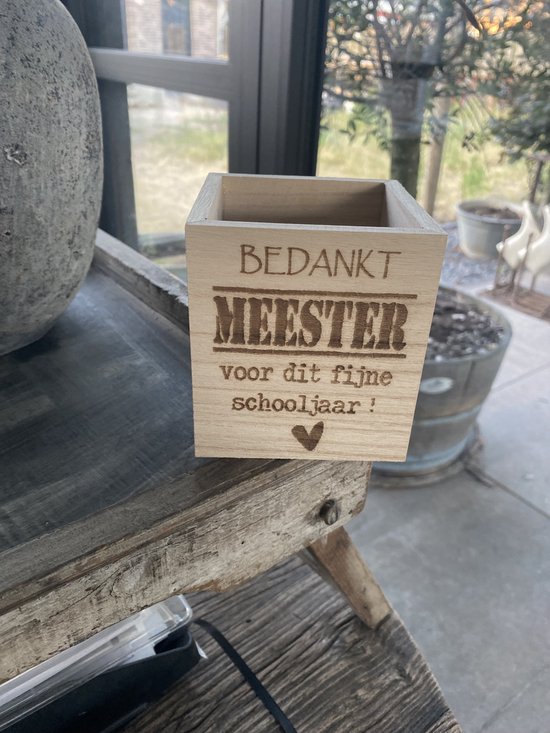 Houten pennenbakje Meester - school - afscheid - einde schooljaar | bol