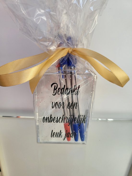 Cadeau voor juf of meester pennendoos met 4 balpennen | bol