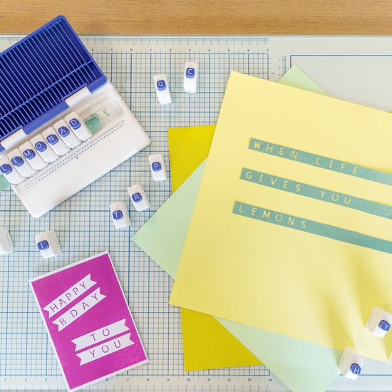 Crafts&Co Ponsen Set voor Papier - Letter Pons - Stansen - Stempels ...