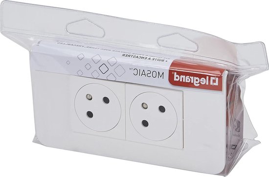 Voorbedrade dubbele wandcontactdoos met 45° mozaïek aarde - 2P+T ...