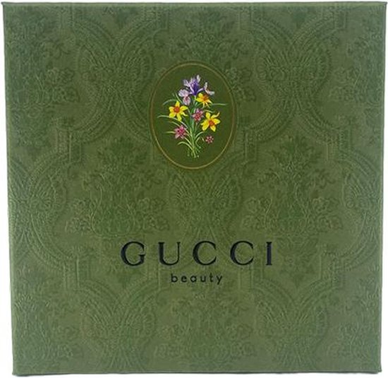 Gucci Gucci Flora Gorgeous Gardenia Gift Set 50ml eau de parfum + 10ml ...