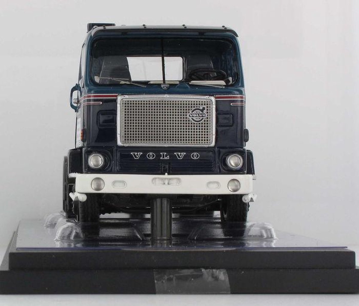 Volvo F88 Truck - Muller Holten - Golden Oldies miniatuur vrachtwagen 1 ...
