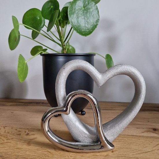 Gilde Handwerk - Beeld - Sculptuur - Two hearts - Porselein- Zilver | bol