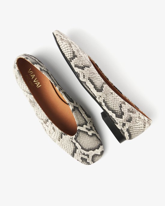 VIA VAI Lou Emmy Ballerina Dames - Leer - Beige - Maat 38 | bol