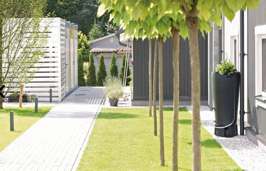 Intratuin regenton met plantenbak Tube antraciet 230 L | bol