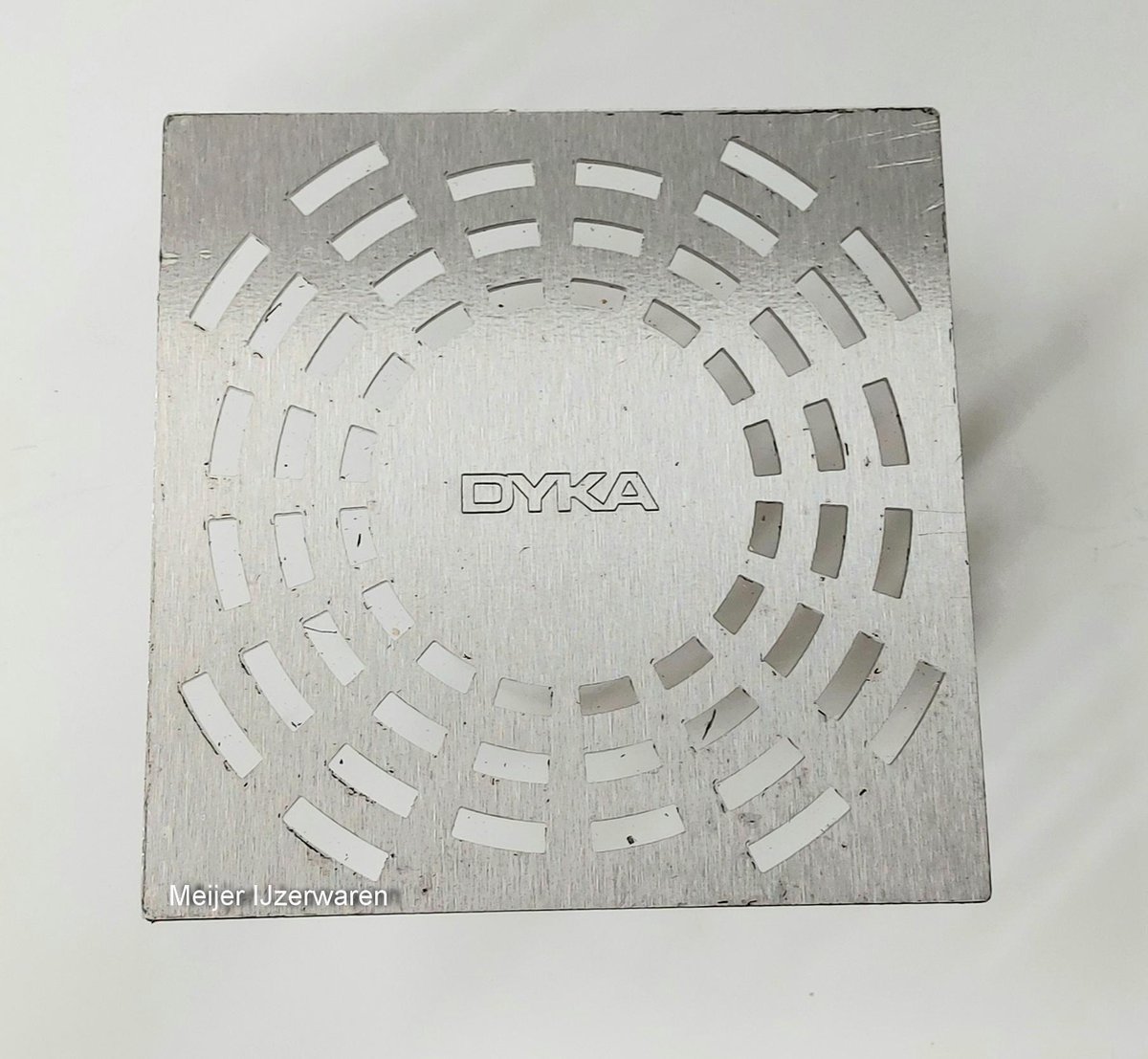 DOUCHEPUT DEKSEL - RVS - DYKA - 15 CM X 15 CM - ROND DESIGN | bol.com