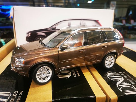Volvo XC90 Classic 2004 Bruin Metallic 1-18 Paudi Models | bol.com