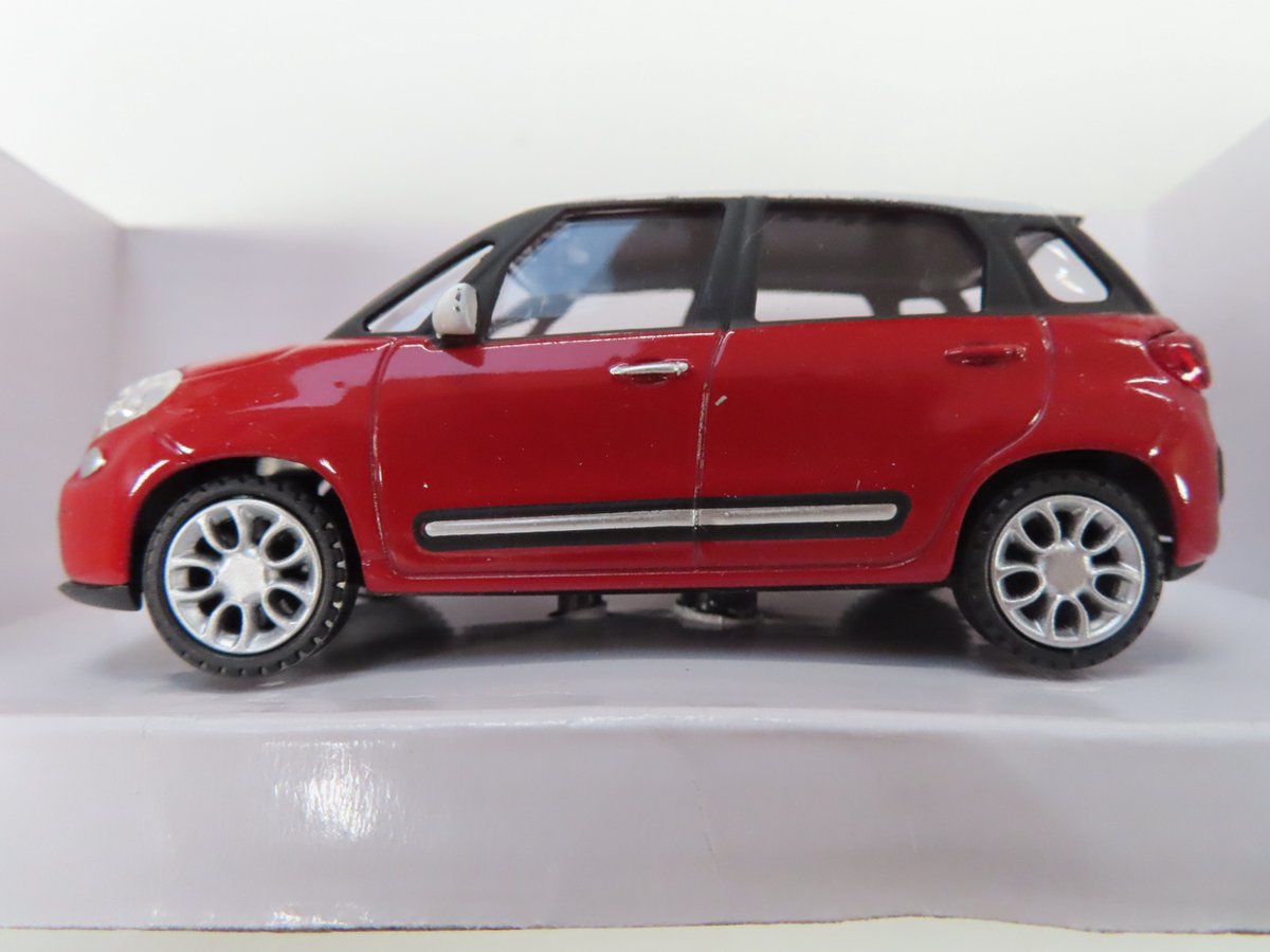 Mondo - Auto - Fiat 500L - Rood - schaal 1 / 43 | bol.com