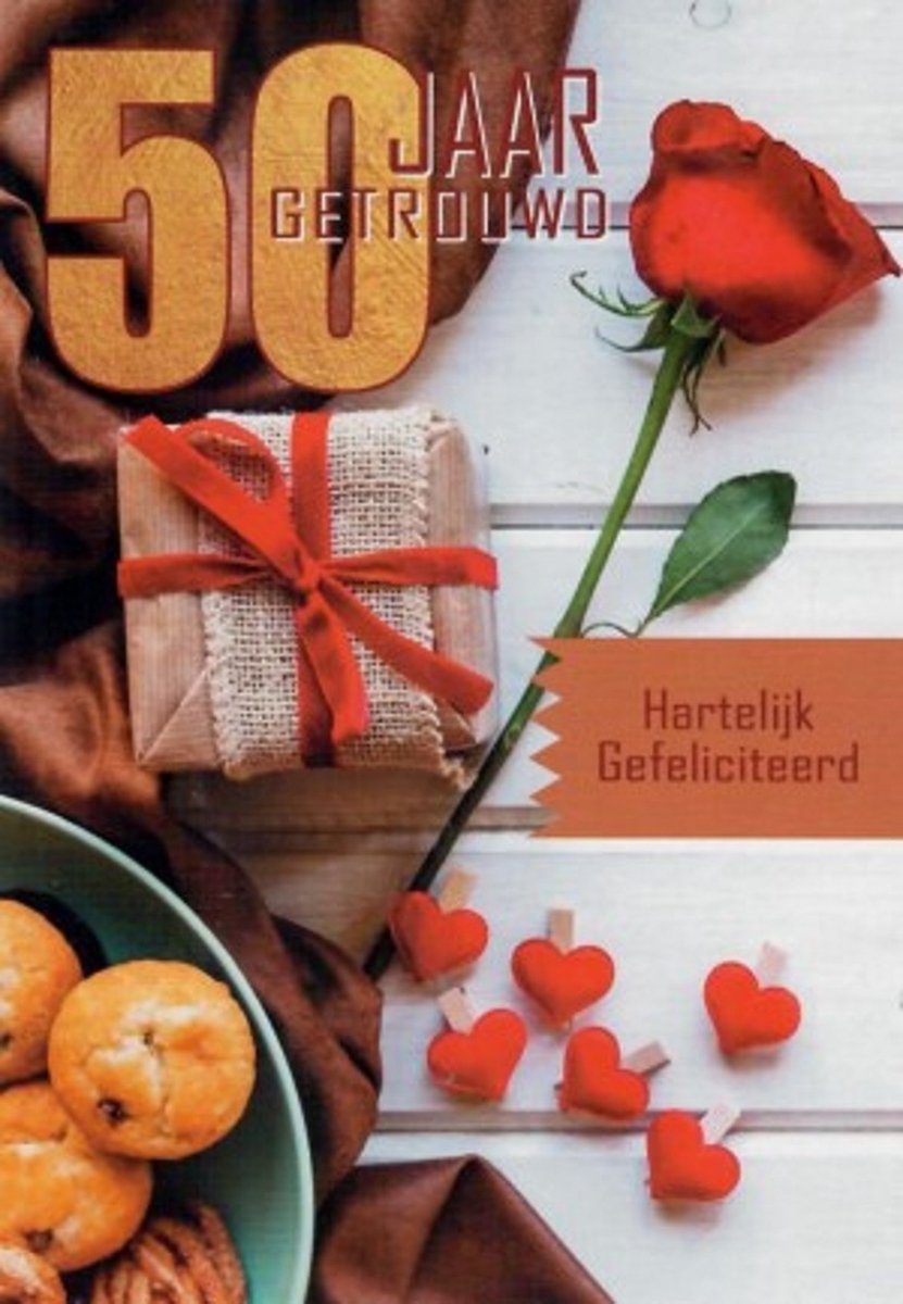 50 jaar getrouwd! Gefeliciteerd! Een bijzondere kaart met een rode roos ...