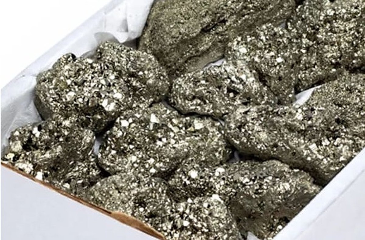 Ruwe Pyriet Edelsteen - Aarden & Inzicht - 3 Tot 5 cm - Edelstenen ...