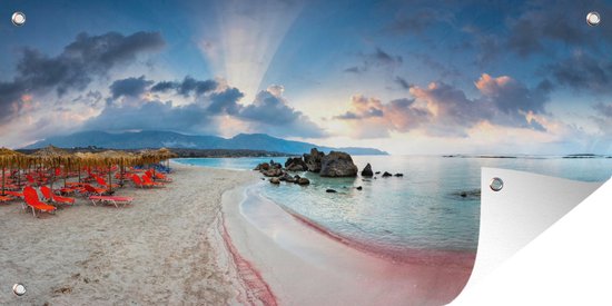 Schuttingposter Een roze strand van Elafonissi Beach - 200x100 cm ...