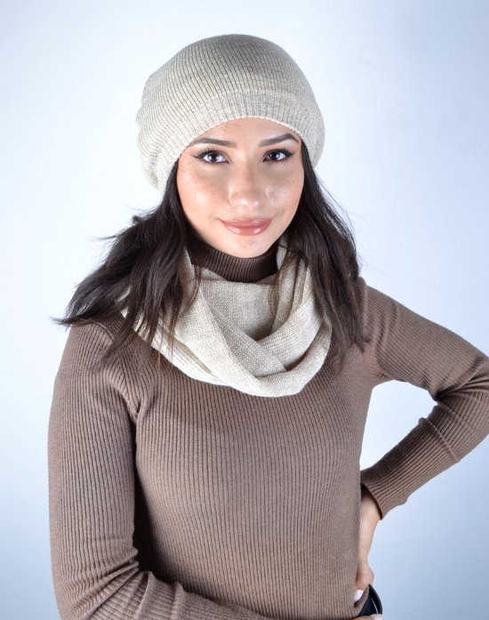 Beige Sjaal & Muts Glitter Shine - Muts & Colsjaal Set - Lurex draad - Beige | bol.com
