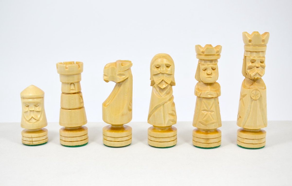 Chess the Game - Luxe houten schaakbord met prachtige handgemaakte ...