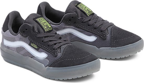 Vans UY EVDNT UltimateWaffle GRADIENT ASPHALT 30 | bol.com