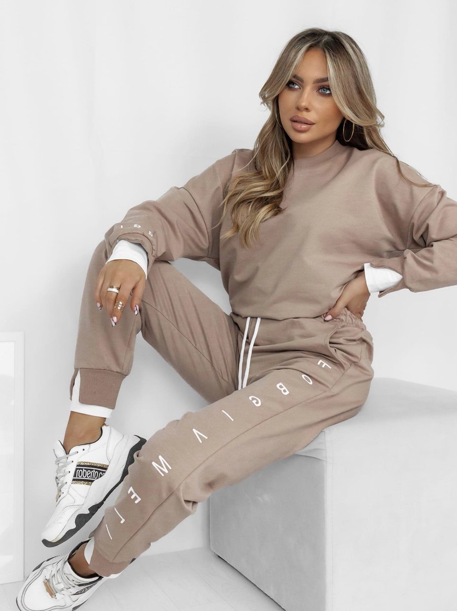 BEIGE trainingspak /huispak MINO NewCollectie | bol.com