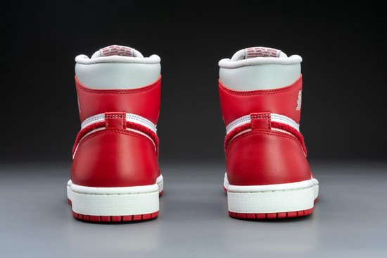 Air Jordan 1 Retro High OG Varsity Red (W) - DJ4891-061 - Maat 40 - ROOD - Schoenen | bol