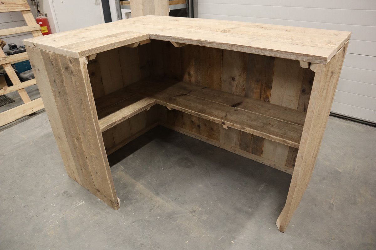 Balie “ Amalfi luxe” van Gebruikt steigerhout – Steigerhouten hoek bar ...