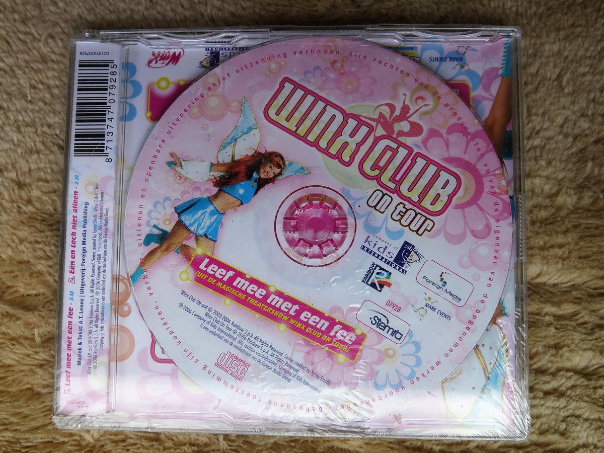 Winx Club - on tour cd single Leef mee met een Fee, Winx Club | Muziek ...